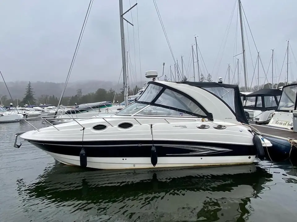 Glastron GS 289 - Aquatic Quays